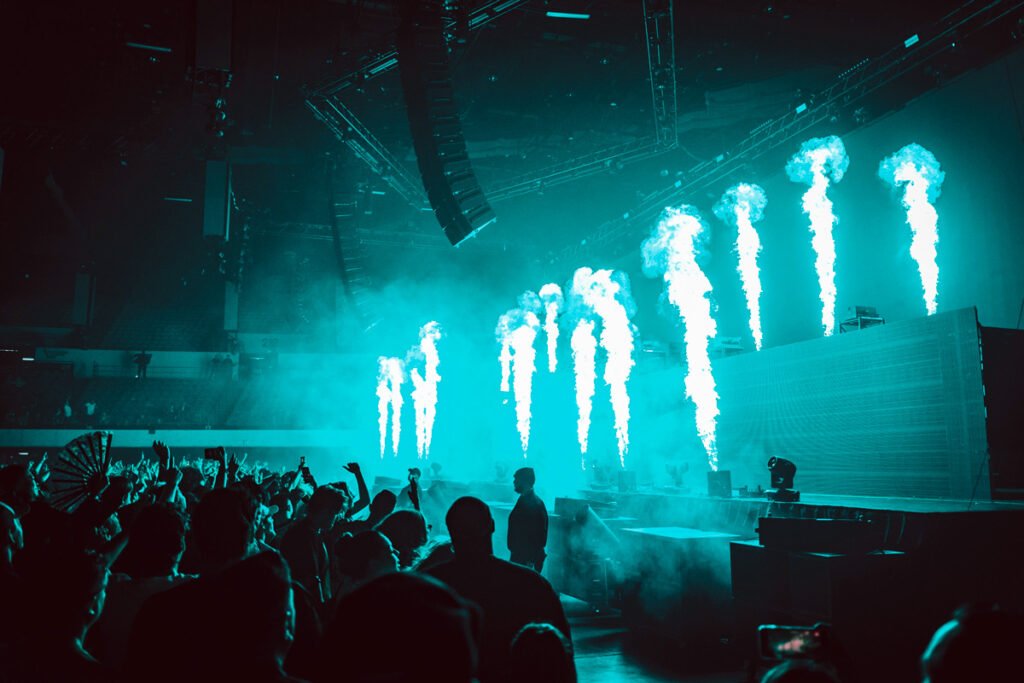 Electronic Dance Music: How It Became a Genre and Why EDM Isn't Techno ...